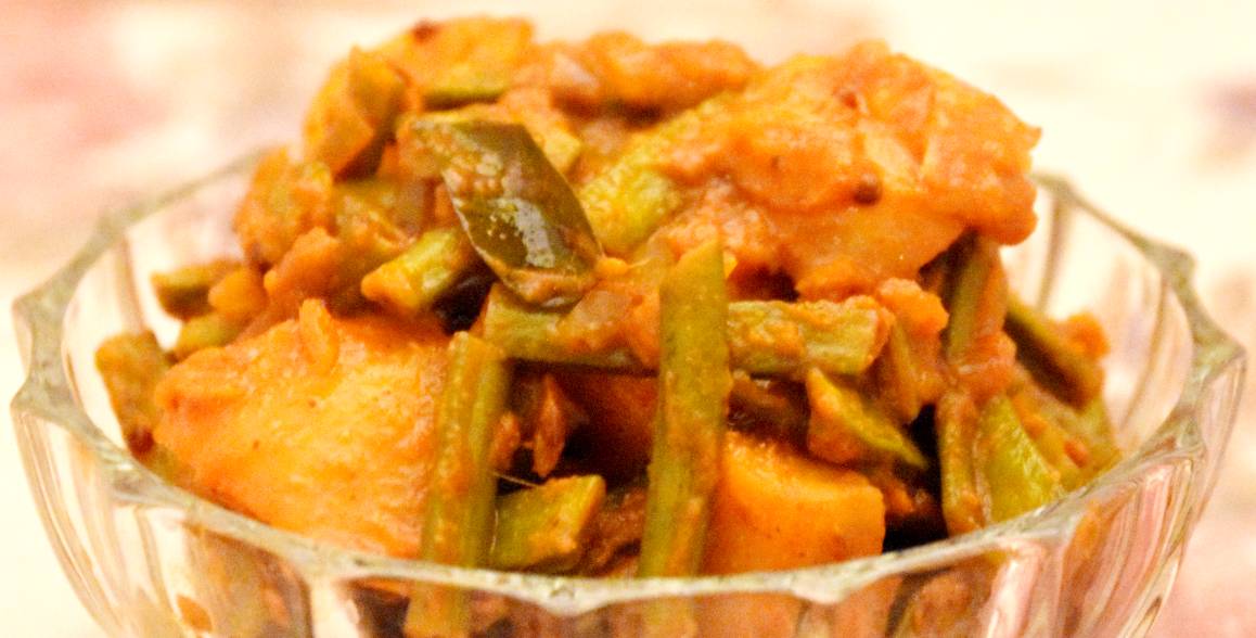 Gujarati Guvar Batata Nu Shaak-Cluster Beans & Potato Curry